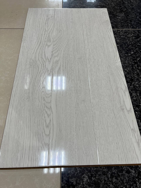Laminat Tarket 54000