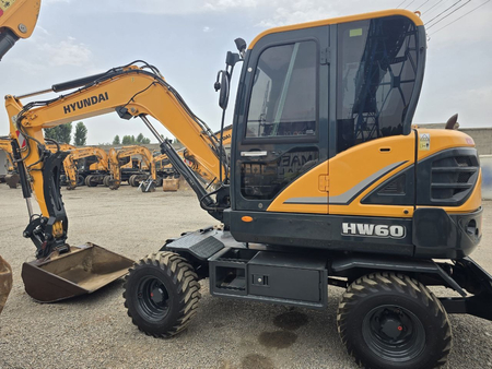 Ekskavator hw60 sotiladi