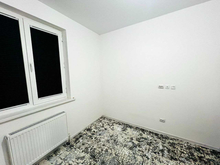 1 xonali kvartira sotiladi, Golden House Novastrykada.