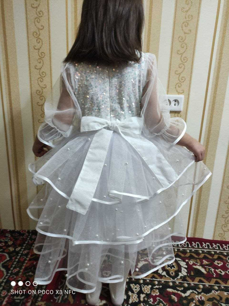 Yangi chiroyli oq ko'ylak+obodog 6-10yosh qizchalarga,bayramga,to'yga