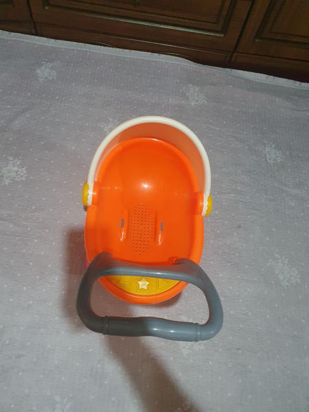 Срочно продаётся детский игрушечный коляска