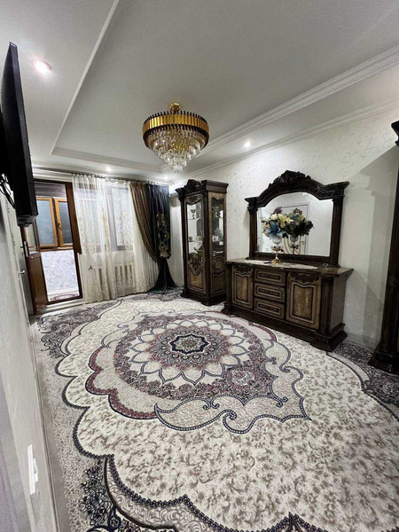 Себзаре продается квартира 3/5/5,Общая площадь 72м2, авторский ремонт