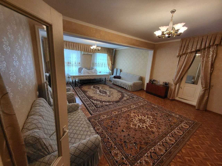 продается 4в5/4/12
на Нукусской
ор: бывш. Гламур
