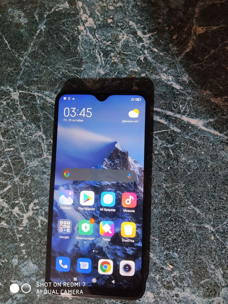Redmi 8 sotiladi srochnaa