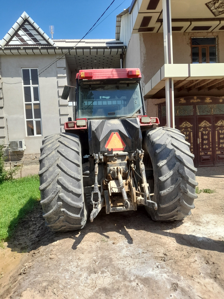Mamunt traktor sotiladi
