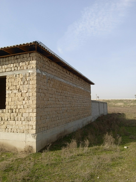 Sirdaryo shahar Kamolot MFY (S.Raximov)da 4 sotx yangi uy sotiladi