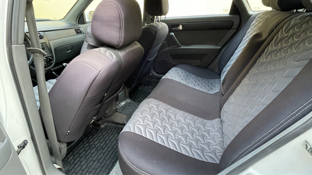 Lacetti 1.8Л Сотилади