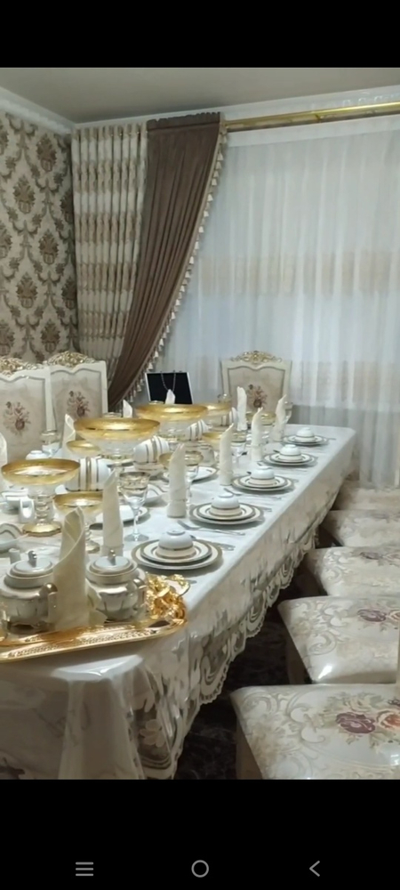 Стол и стулья 12 персон