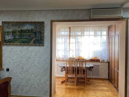 Продам 3-х ком квартиру в центре города на ц1 ориентир Бон кафе 80м2