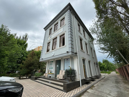 Гунча метро Тинчлик / 360м2 Нежилое сотилади