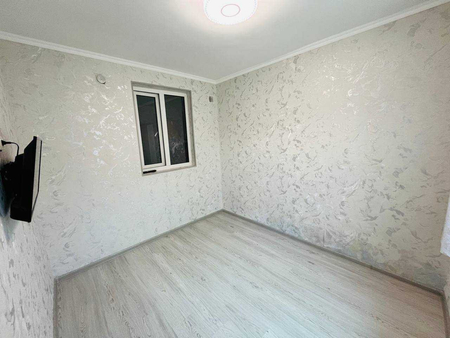 Дом Кадышева 4-комнаты 80 м² 1,78-сотки фасад 7 м ремонт
