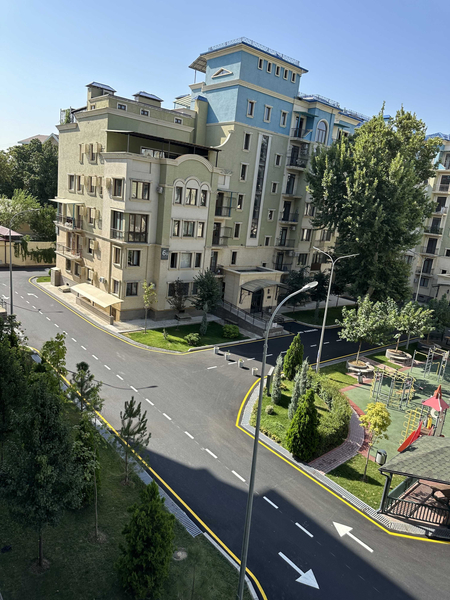 ЖК Yangi Darhon на Новомосковской 2х ярусная квартира.