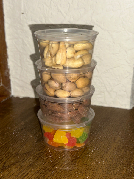 Bizda har xil turdagi snack lar chaq-chuqlar bor
