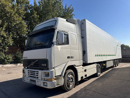 VOLVO FH + Реф Schmitz Сотилади