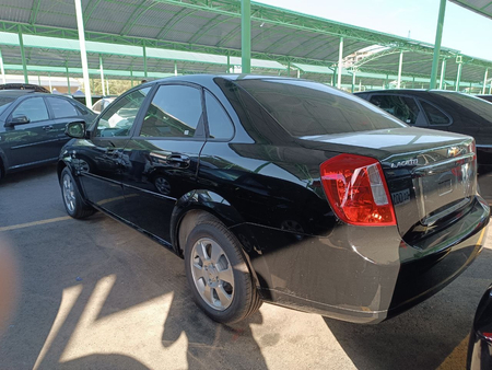 Yengi salondan chiqqan Chevrolet Jentra sotiladi 14.100$