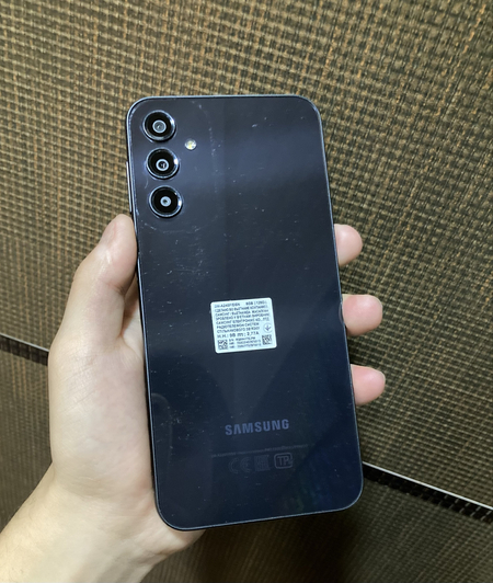 samsung galaxy A24 ideal