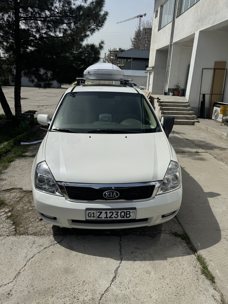 Kia karnival 2 zori