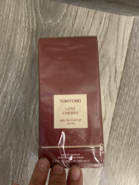 Продам духи оригинал