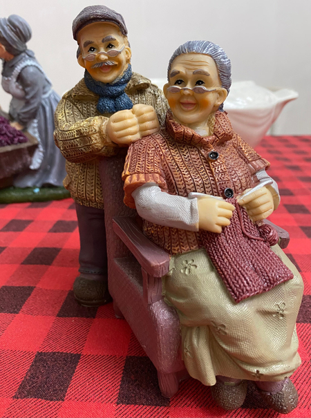 Статуэтка копилка