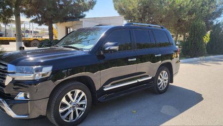 Toyota Land Cruiser 200