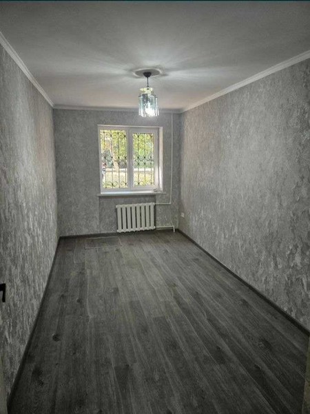 Каракамыш12 
2ком. 1 этаж- 4 этажка