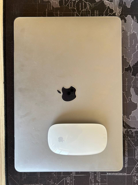 MacBook sotiladi