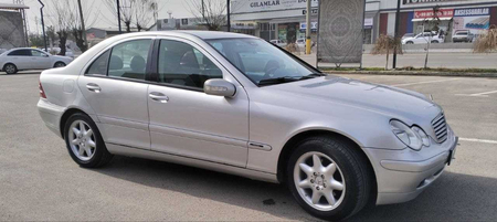 Mercedes Benz W203