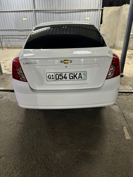 Автомашина Сотилади