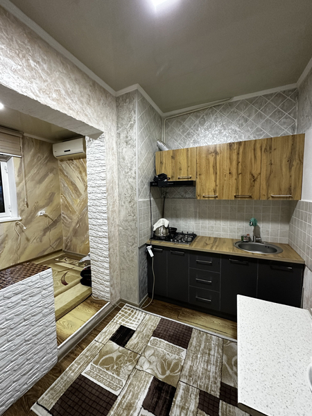 Ттз 1 Продается квартира 1/1/4 балкон 2х6 ор-р: Школа 211