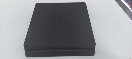 Sony Playstation 4 Slim  9.00