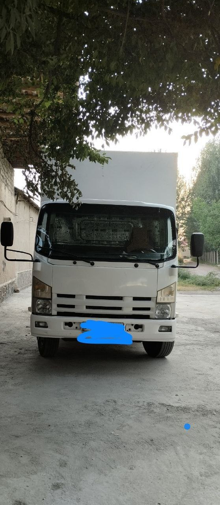 Изузи мошинани сотамиз