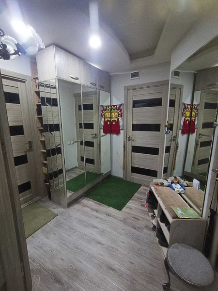 Продаю Свою 3/3/4