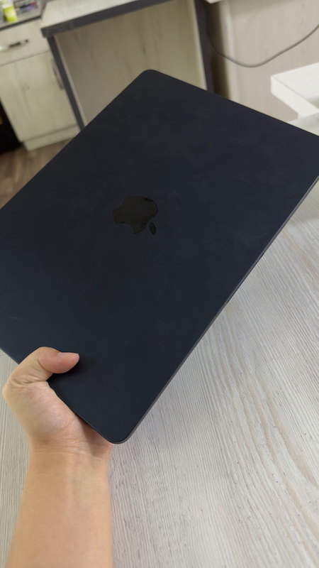 Macbook Air M2 2022