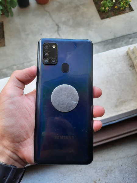 Samsung A21S sotladi