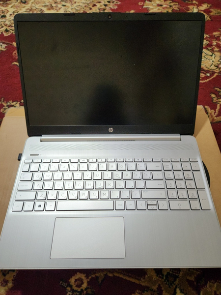 HP Laptop 15s-fq 5011ci Notebook sotiladi