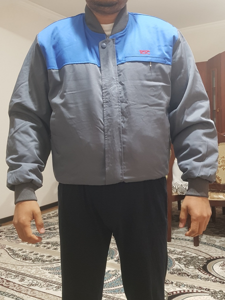 Spisofka ishga kiyiladigan qishki qalin kurtka