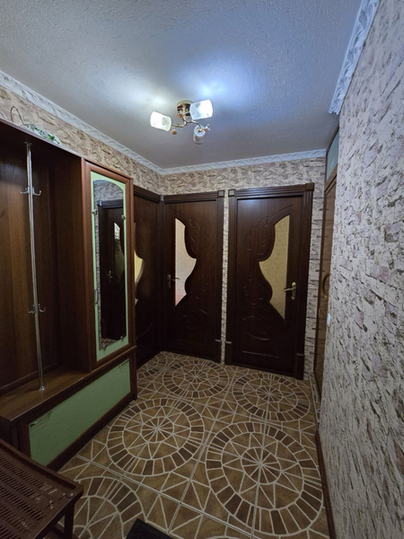 Продается 3 ком. Квартира по ул. Гагарина ор. Супермаркет Гермес