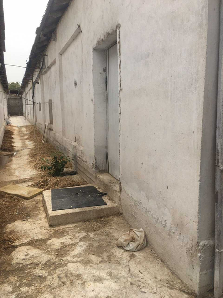 Ferma sotiladi. Kibray tumanida joylashgan 20 sotix. Tovuq ferma.