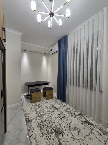 Продается 3 ком. Квартира площадью 76 кв.м. Ор. Заправка Дамир