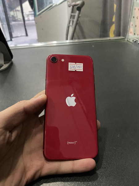 Iphone SE naqdga