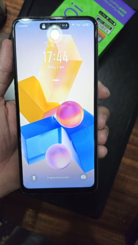 Infinx hot i40 /