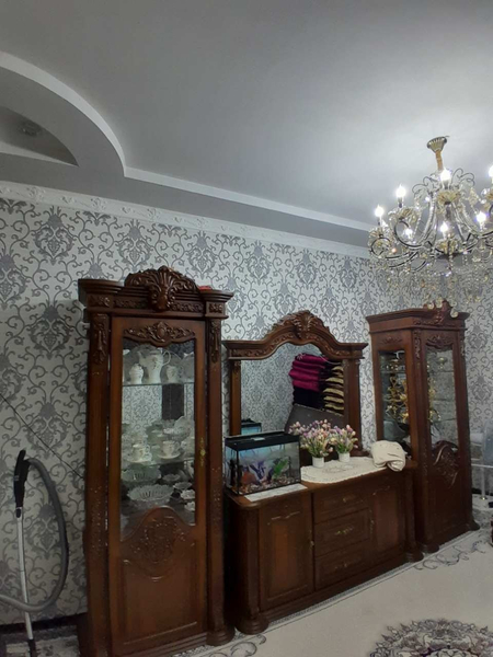Uy sotiladi. Nazarbek mostidan 5 km kirganda