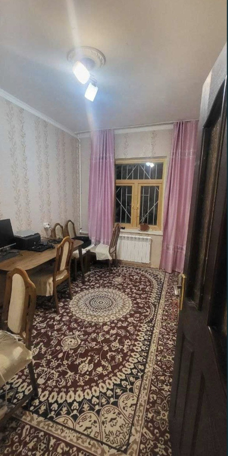 Продается каартира 4/1/5  Феруза массив