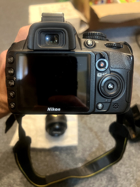 Фотоаппарат Nikon D3100