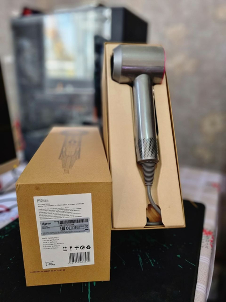 Фен для сушки волос Dyson HD 15
