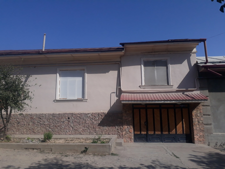 ПРОДАЕТСА Дом в Келесе  срочна своя