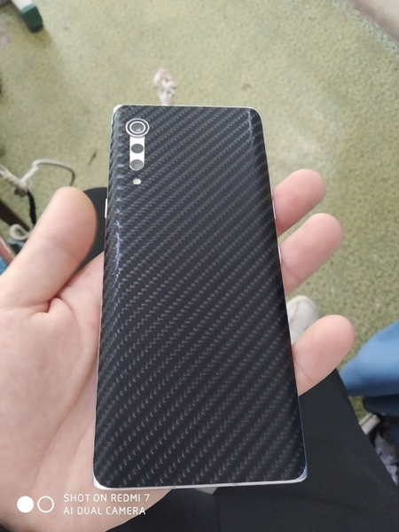 Lg vevet edge 8/128