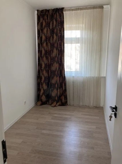 Ш.Руставели ПРОДАЮ 3/4/9 Океан ,b&b кафе