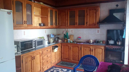 Срочно продаётся 4-сотик 7-х комн участка в Ceргели хонобод