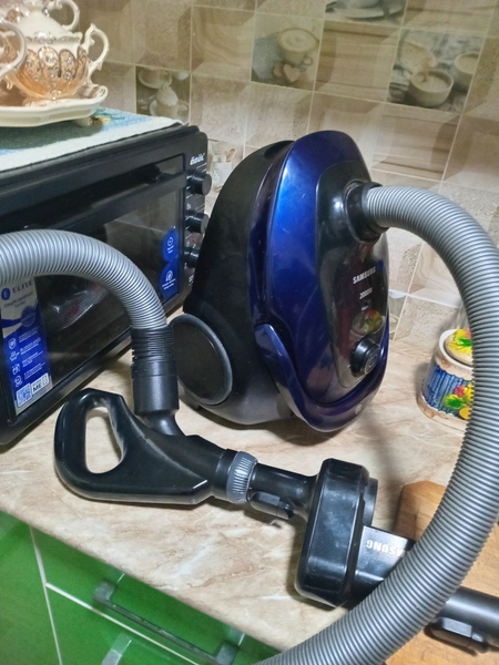 Samsung plisos sotiladi 2000 W